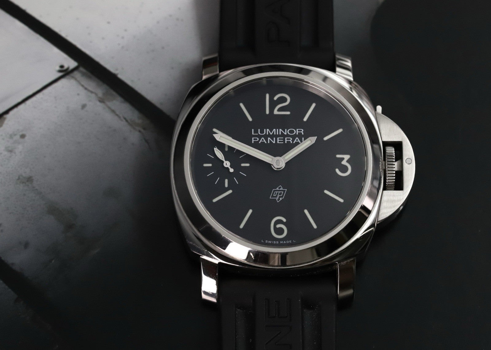 Panerai Luminor Logo PAM1084 44mm Manual Wind - 2023 – Watch Vault ...