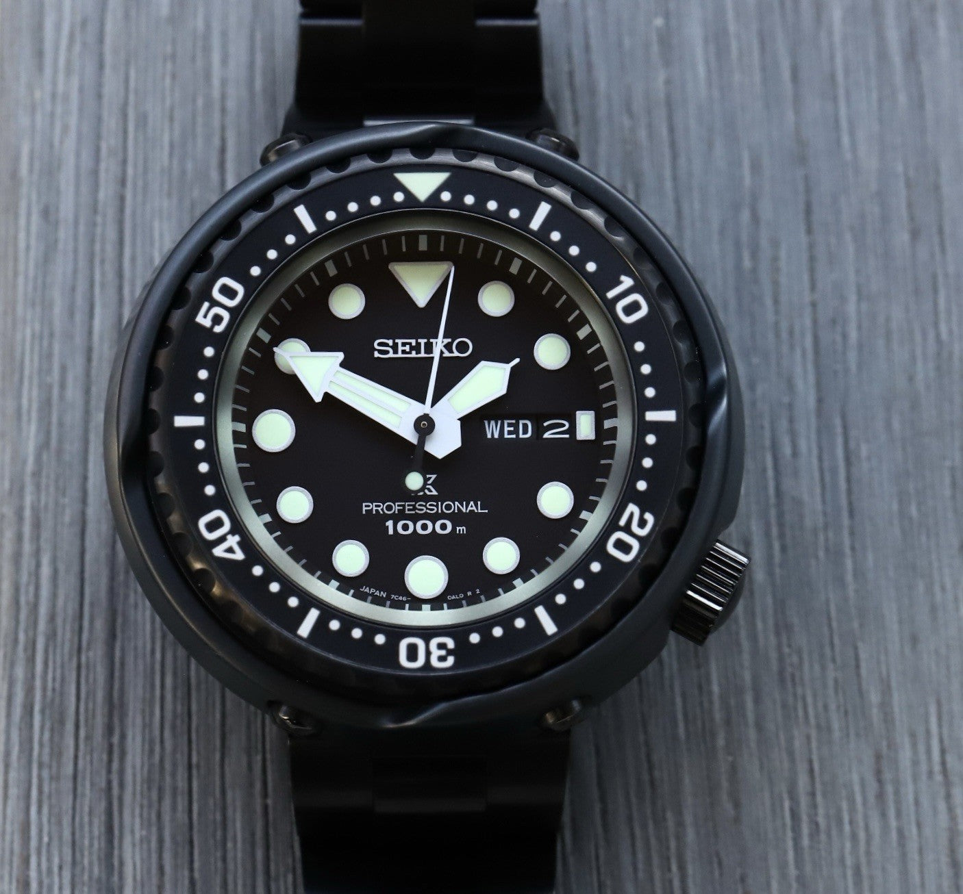 Seiko Prospex 'Darth Tuna' Divers Watch 1000M Quartz S23631J - 2024 ...