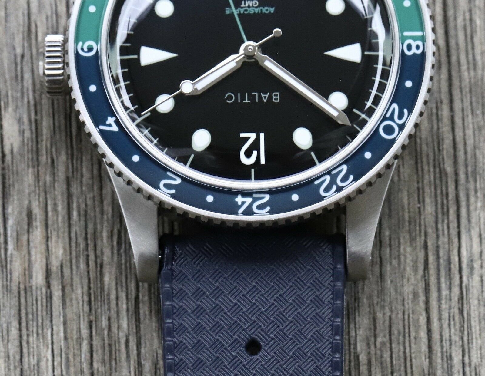 Baltic Aquascaphe GMT Green/Blue - 2021 – Watch Vault Australia