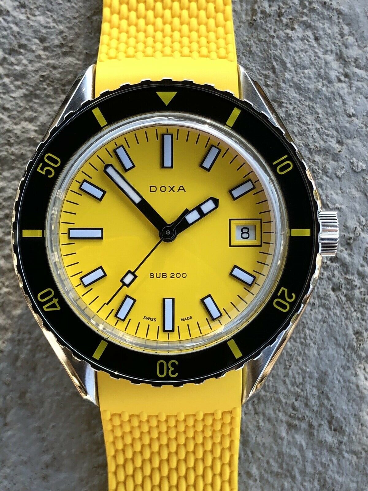 Doxa Sharkhunter Sub 200 Yellow - 2020 – Watch Vault Australia