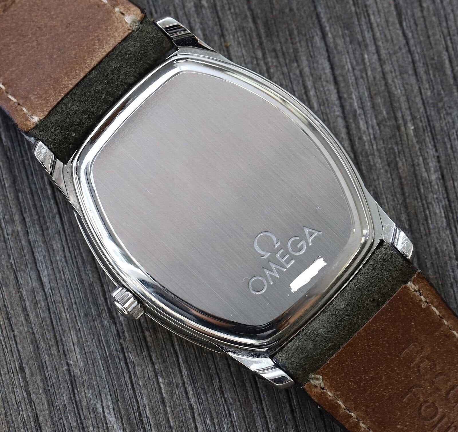 Omega De Ville Prestige Jump Hour Salmon Dial – 1998 – Watch Vault ...