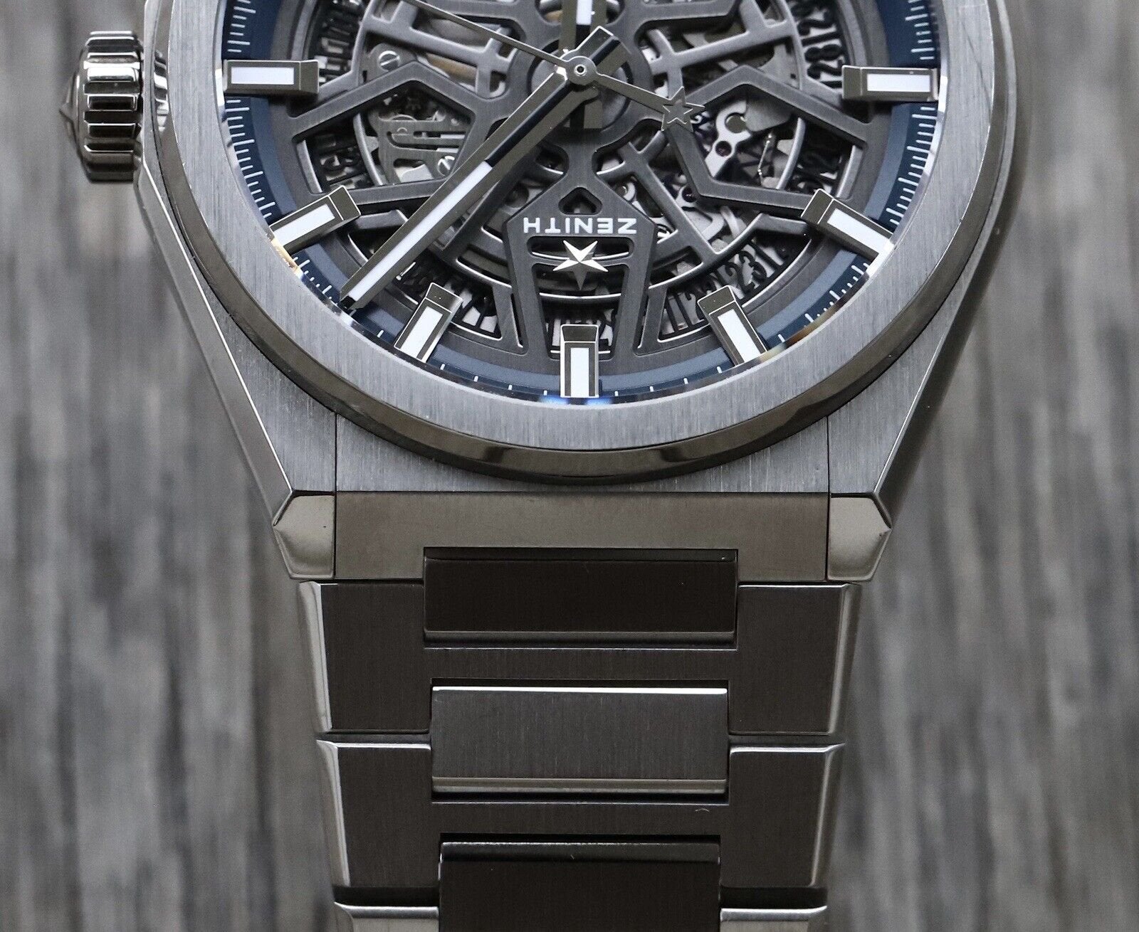 Zenith Defy Classic Skeleton 95.9000.670/78.M9000 - 2020 – Watch Vault ...